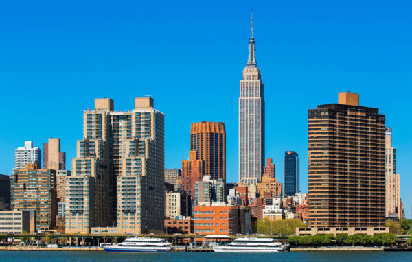 Burj Khalifa vs Empire State Building: Dubai's Delight vs NYC's Icon